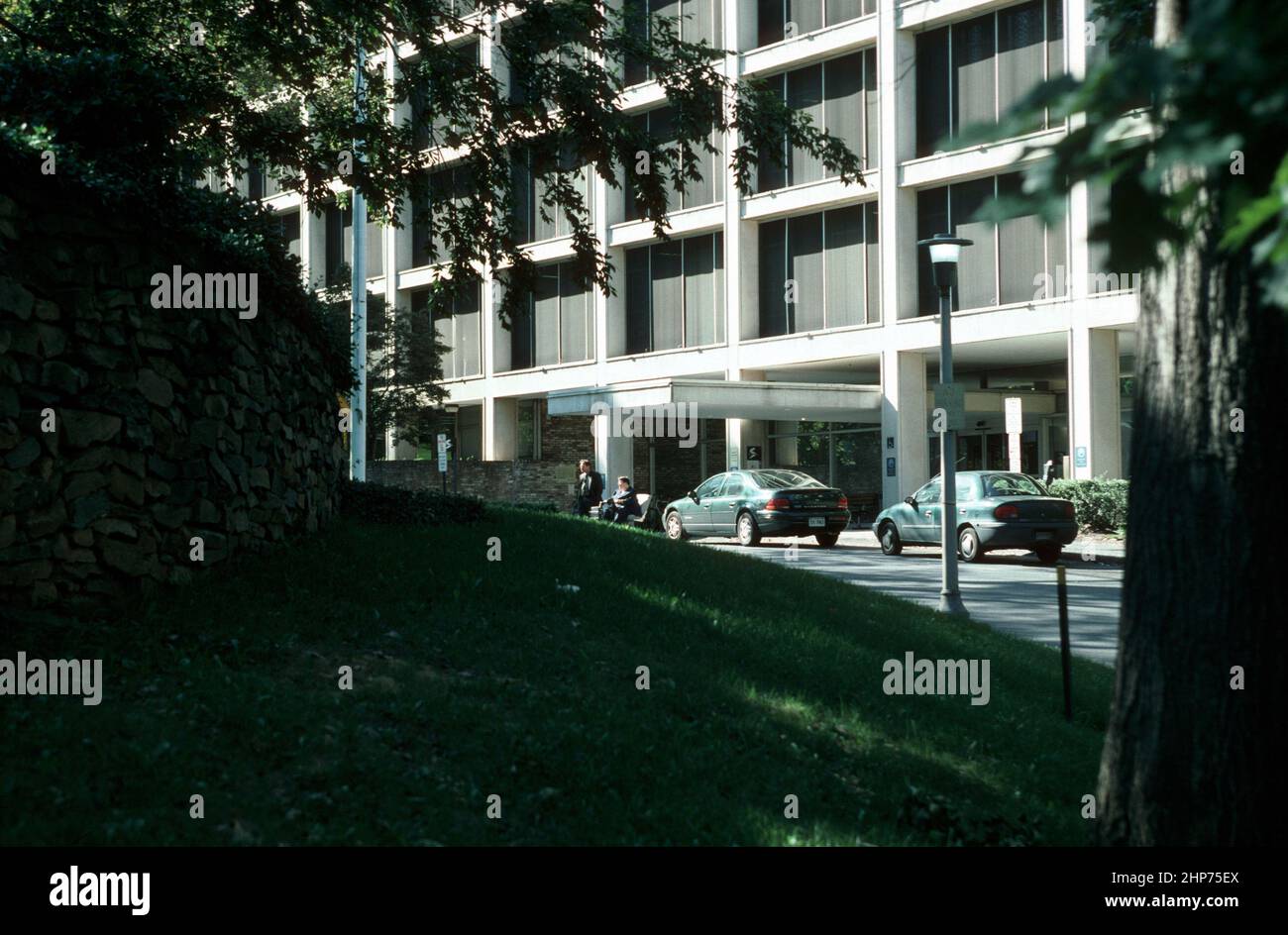 2000s nih campus hi-res stock photography and images - Alamy