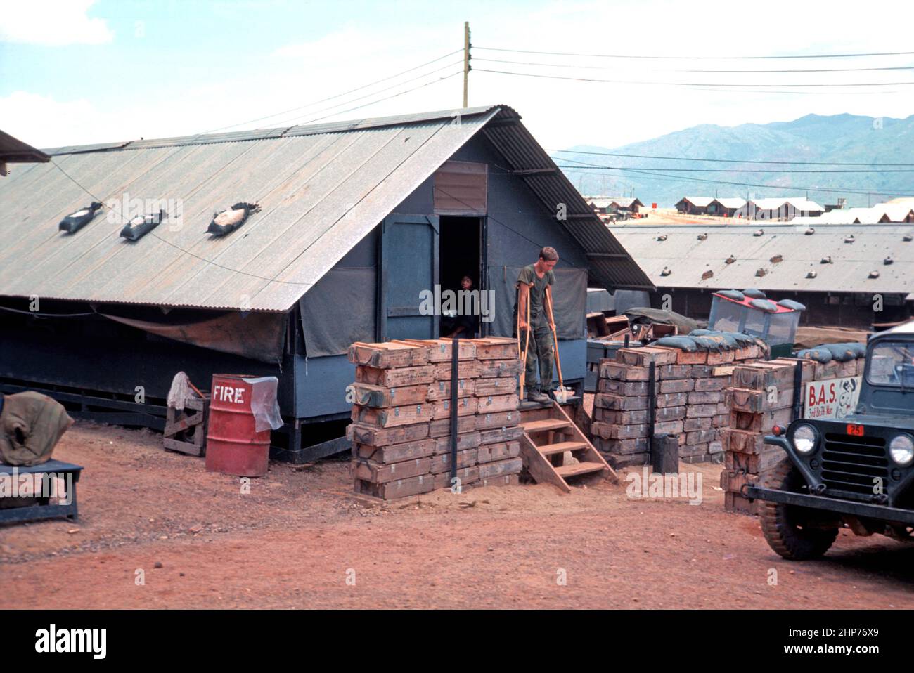 Vietnam War Photos: Batallion Aid Station, BAS, Hill 37, August 1969 ...