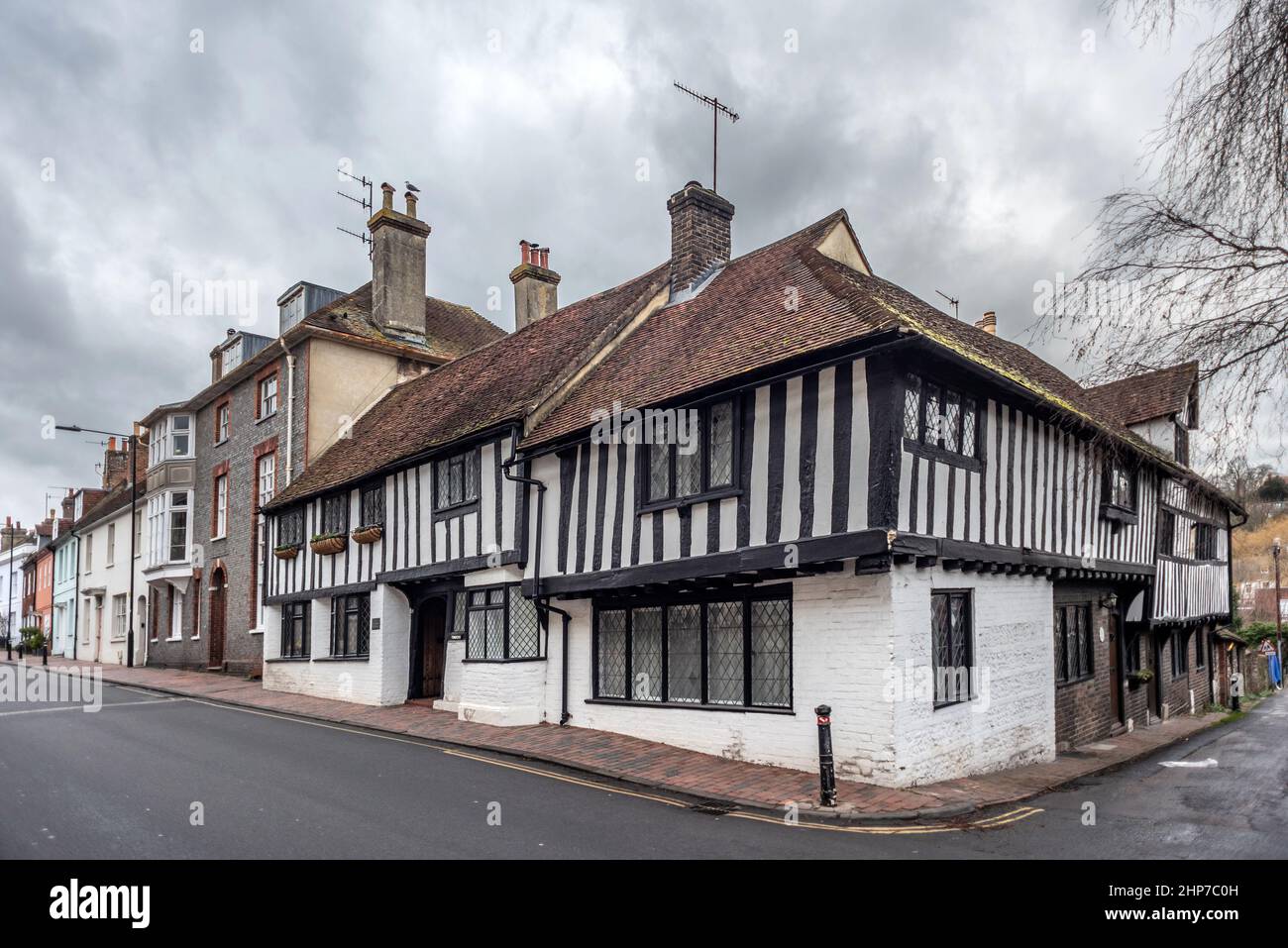 Southover high street hi-res stock photography and images - Alamy