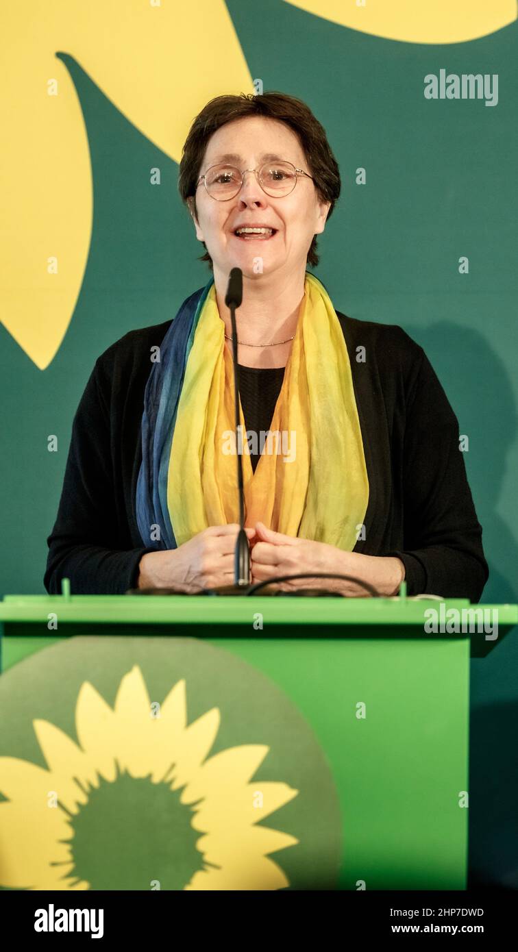Kiel, Germany. 19th Feb, 2022. Monika Heinold (Bündnis 90/Die Grünen ...
