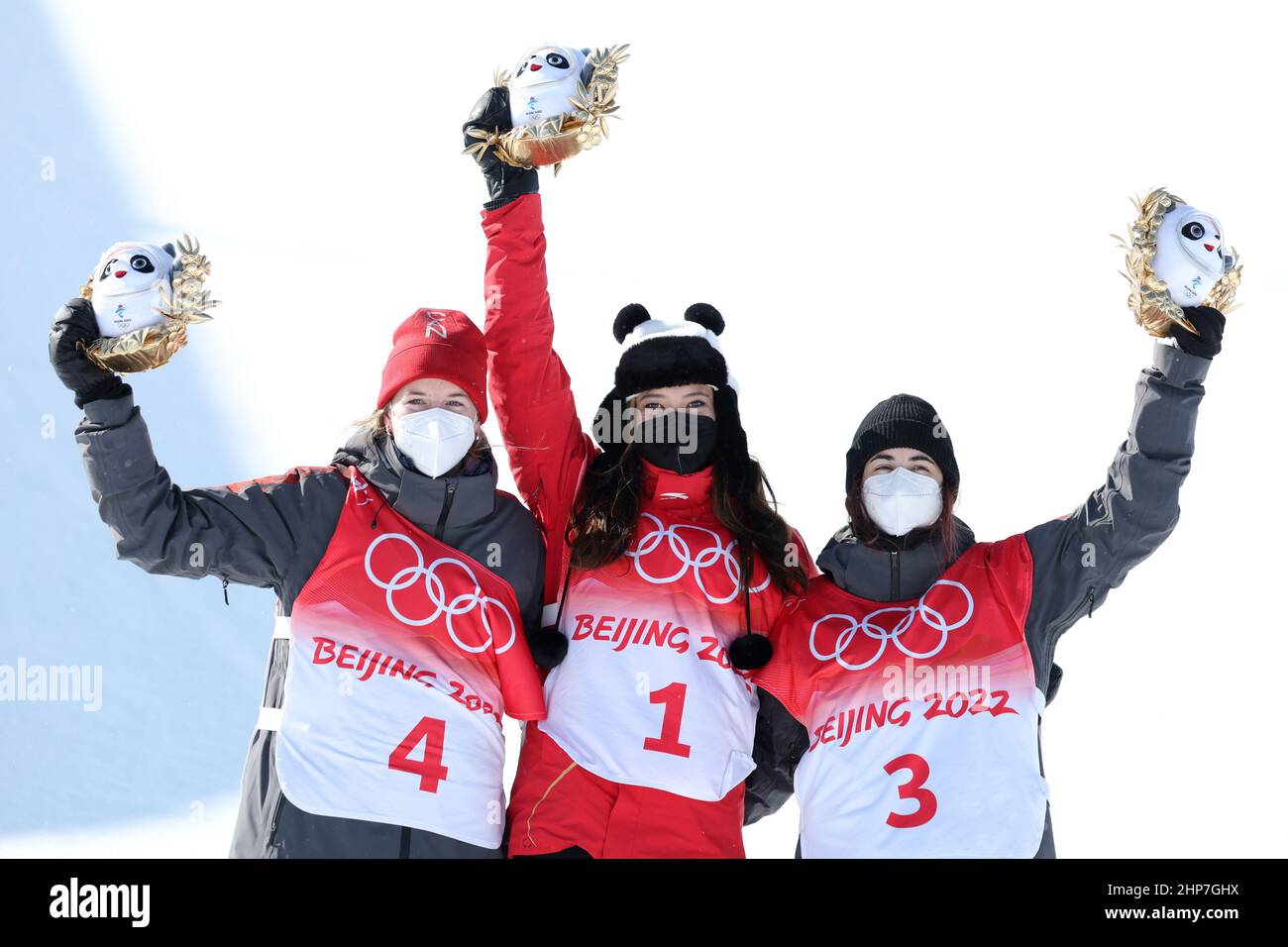 Zhangjiakou, Hebei, China. 18th Feb, 2022. (L - R) Cassie Sharpe (CAN ...