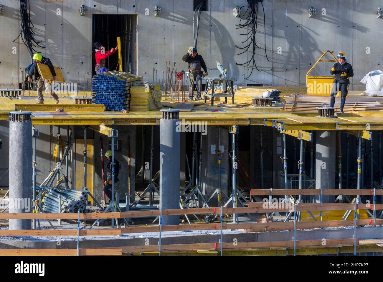 Wien, Vienna: high-rise apartment building in construction ...