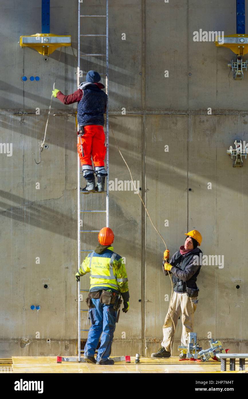 Wien, Vienna: high-rise apartment building in construction ...