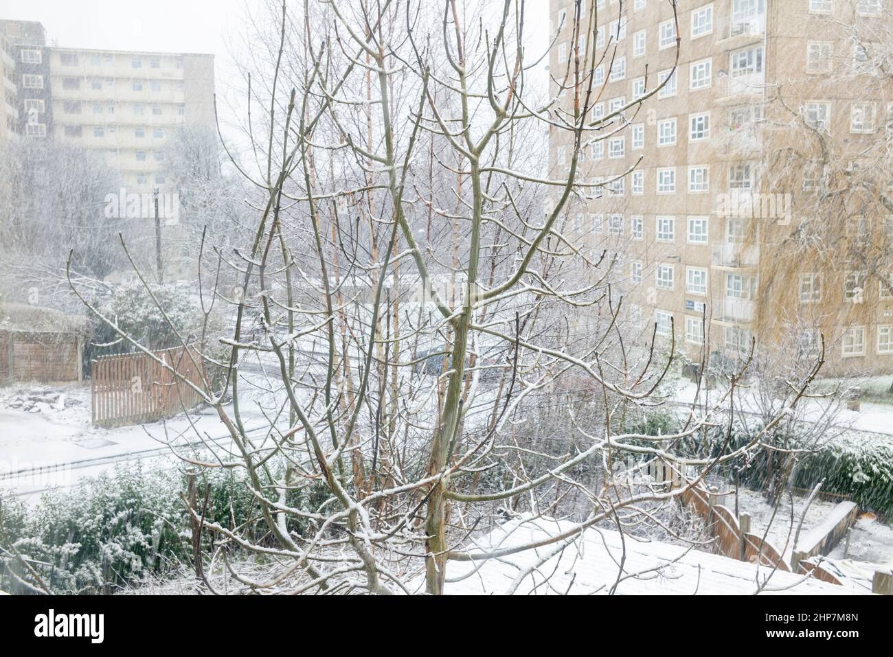 Leeds first bus and winter hi-res stock photography and images - Alamy