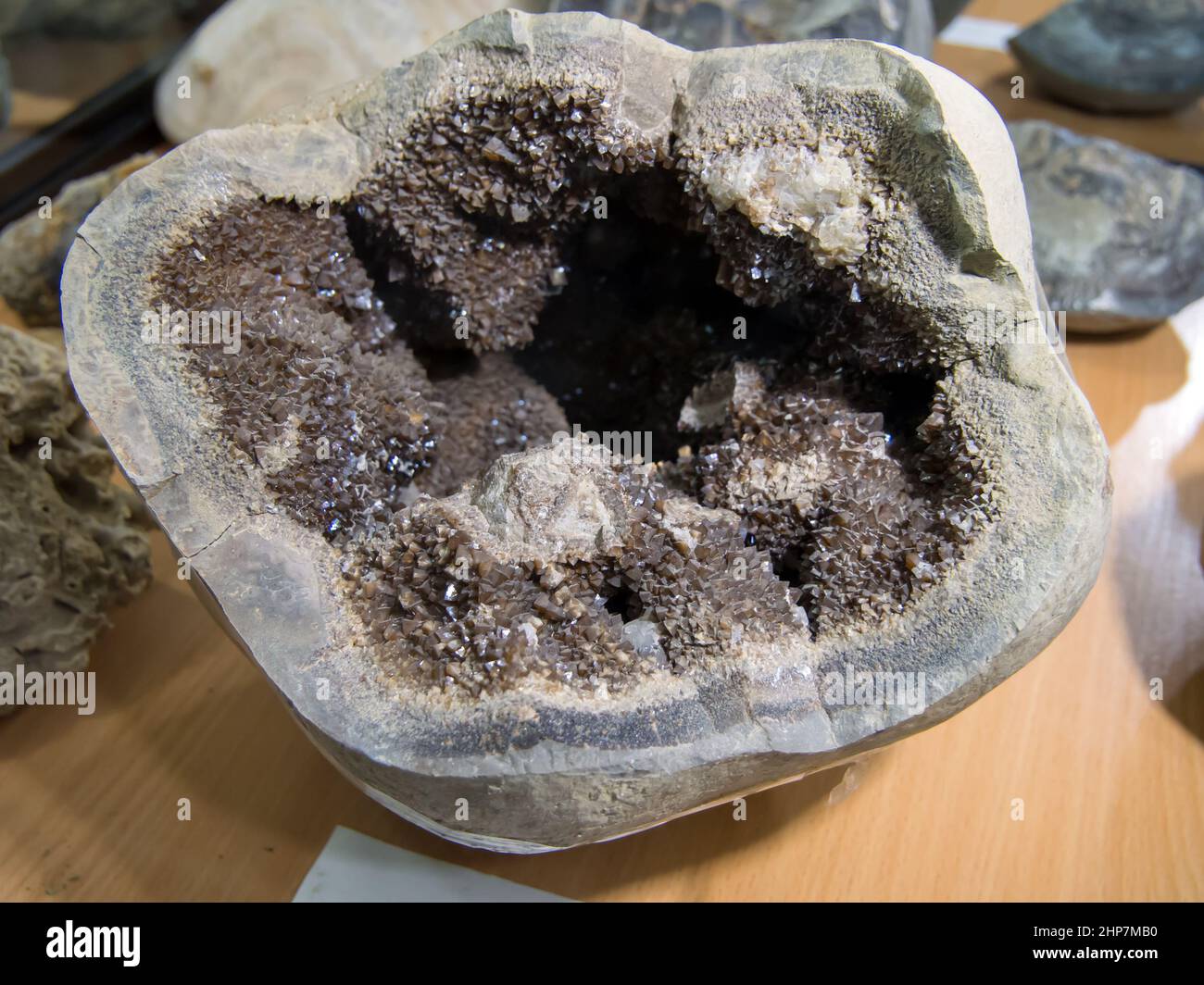 Dolomite crystal white hi-res stock photography and images - Alamy