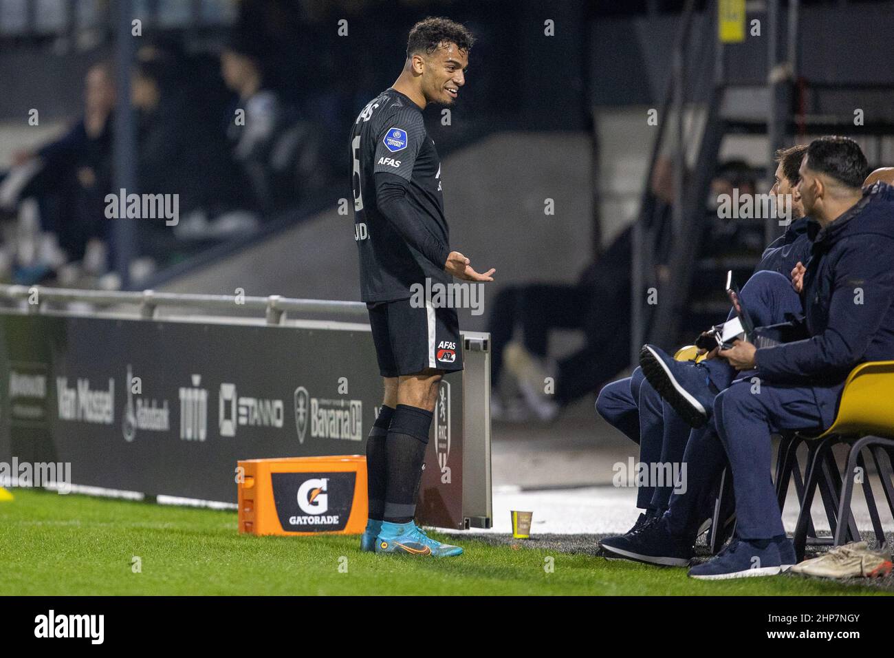WAALWIJK , NETHERLANDS - FEBRUARY 10: Owen Wijndal of AZ during the Dutch TOTO KNVB CUP QUARTER ...