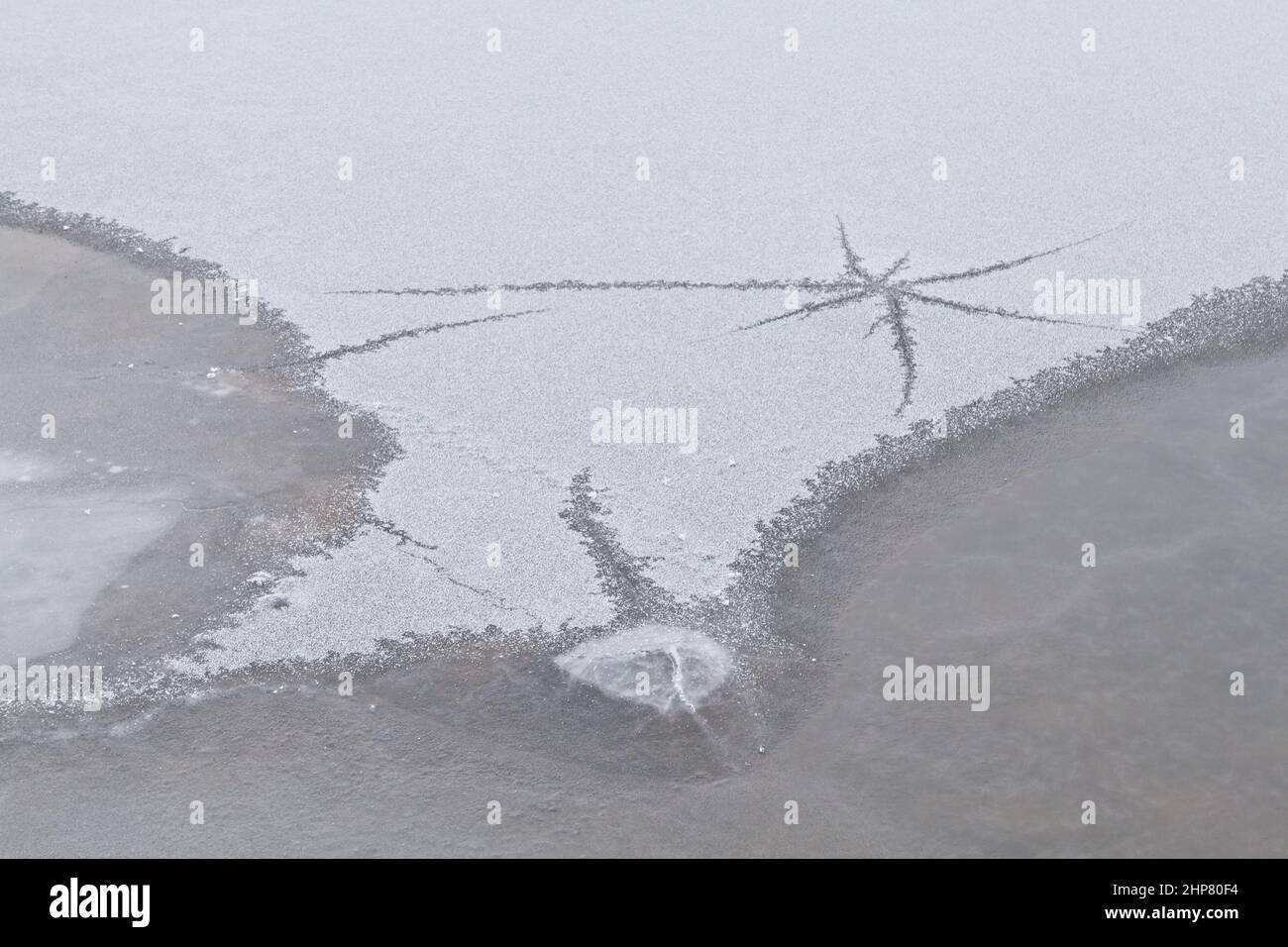 Patterns on sea ice Stock Photo - Alamy