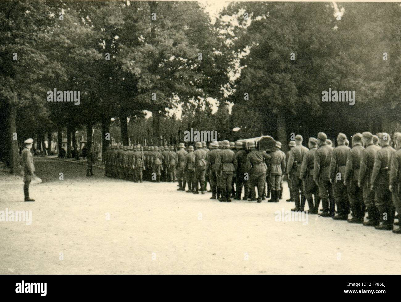 WWII WW2 german soldiers invades France - 19 october 1940, Rennes ...
