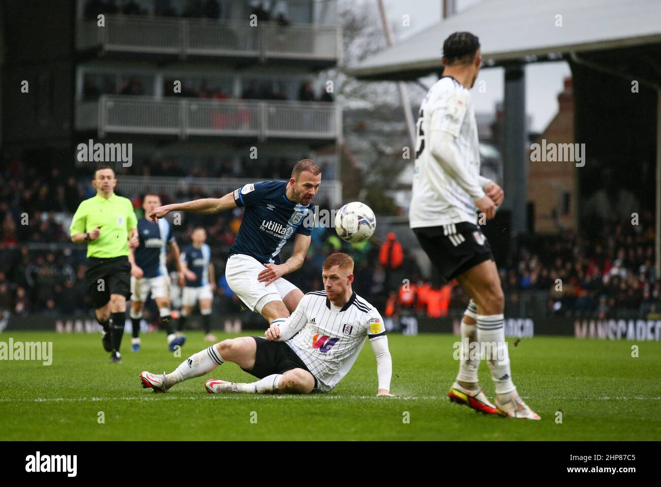 Jordan Rhodes #9 of Huddersfield Town shoots Stock Photo - Alamy