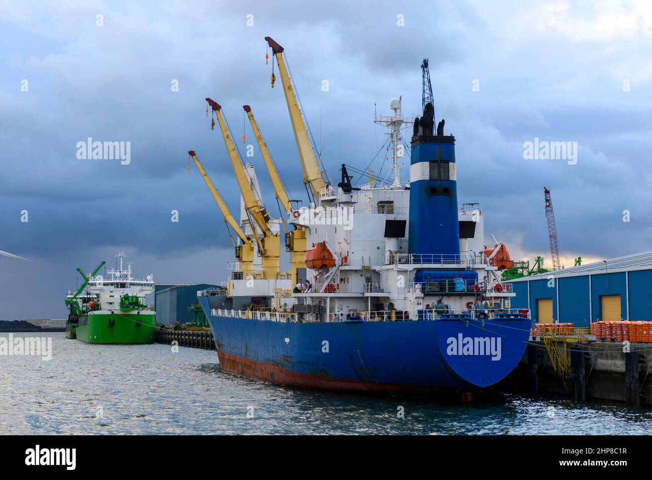 Refrigerated ships hi-res stock photography and images - Alamy