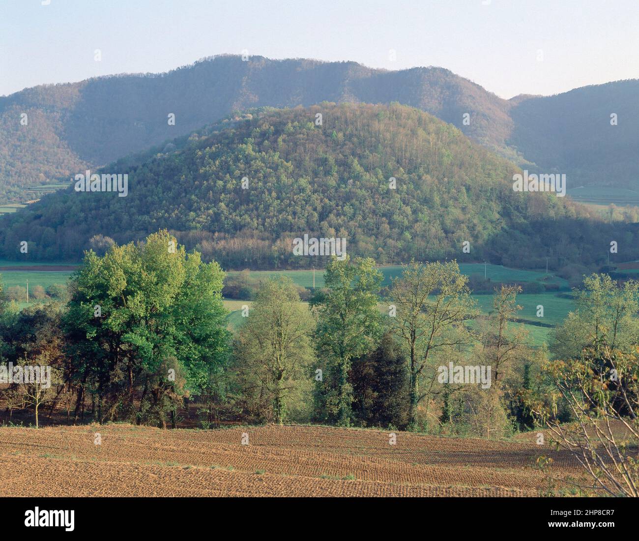 Zona volcánica de olot hi-res stock photography and images - Alamy
