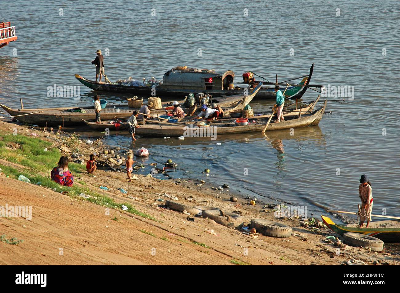 Preah Sisowath Quay, Tonle Sap river, Phnom Penh, kingdom of Cambodia ...
