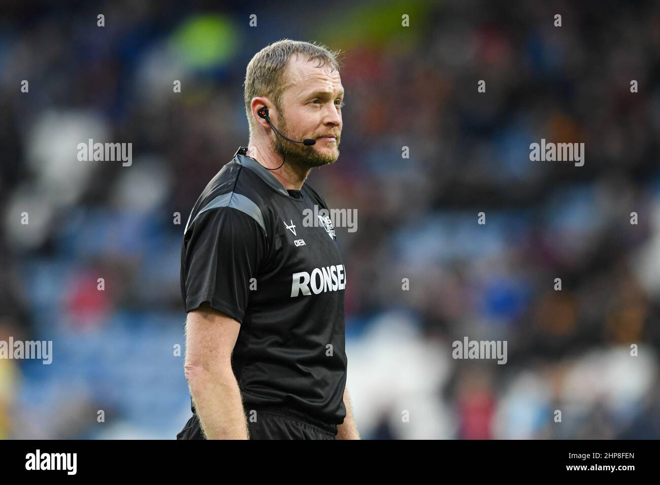 Referee Robert Hicks in action during the game Stock Photo - Alamy
