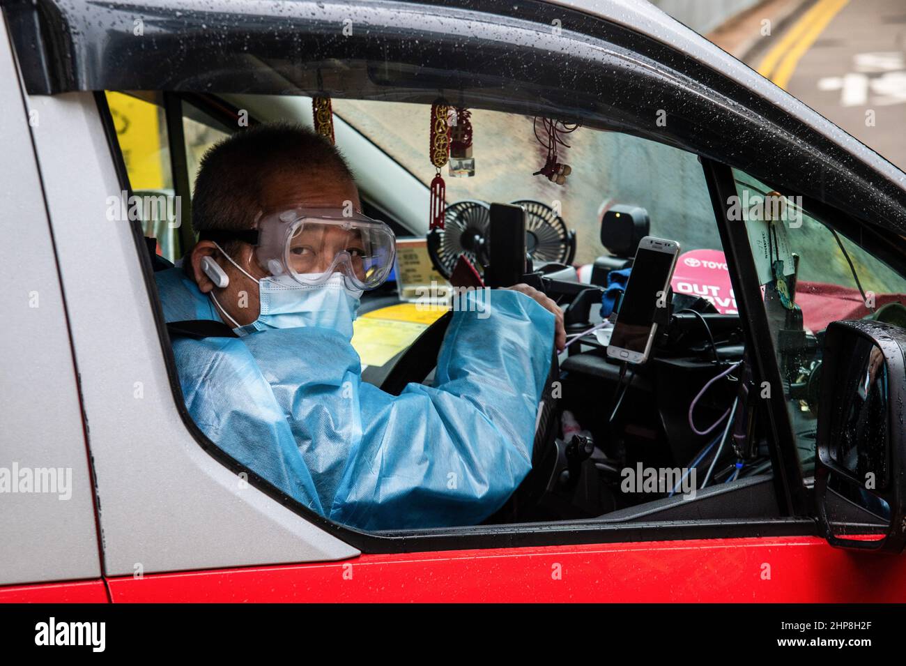 Full ppe suit hi-res stock photography and images - Alamy