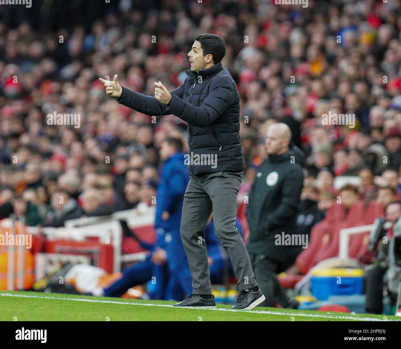Football manager shouting hi-res stock photography and images - Alamy