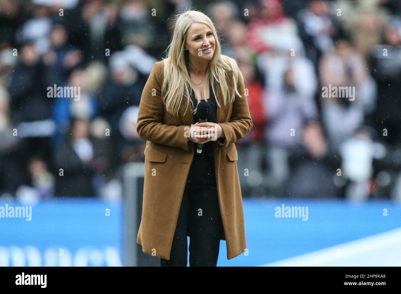 Lizzie jones hi-res stock photography and images - Alamy