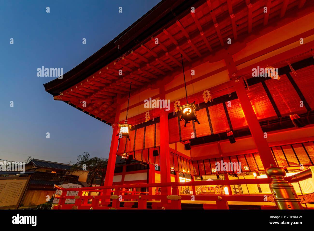 Night view of the Fushimiinari Shrine Outer Oratory of Fushimi Inari ...