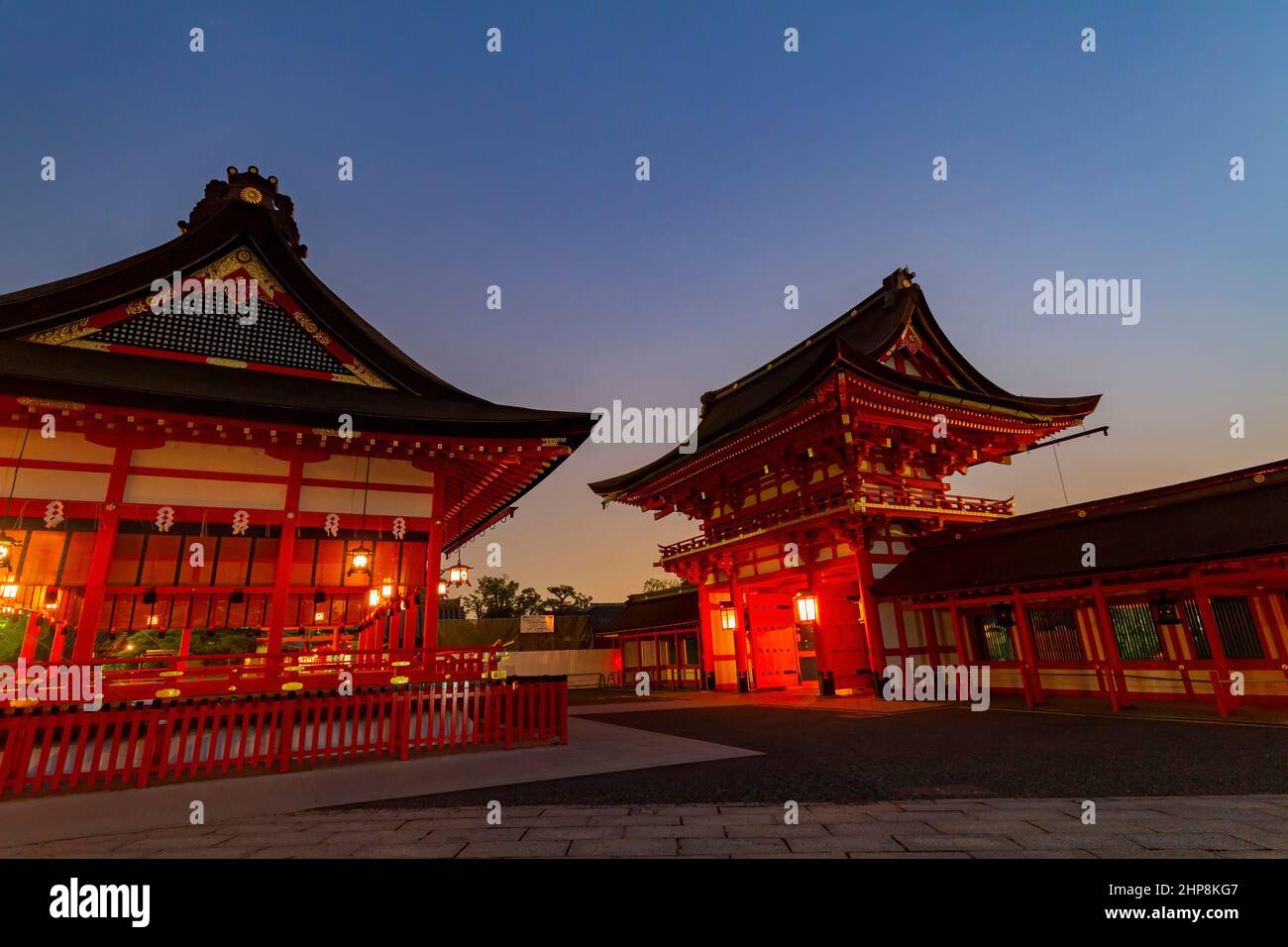 Night view of the Fushimiinari Shrine Outer Oratory of Fushimi Inari ...