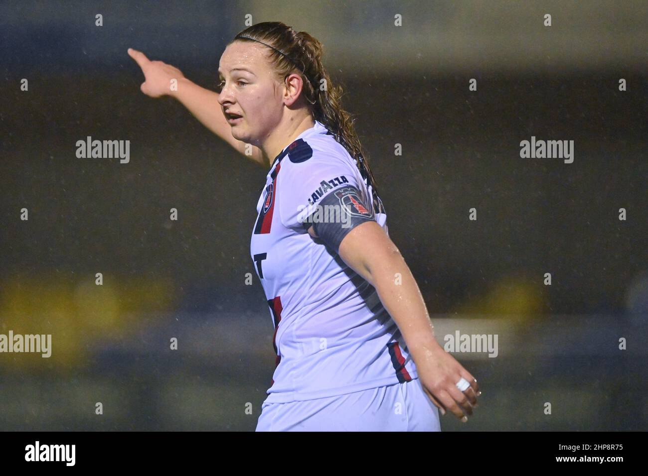 ALKMAAR, NETHERLANDS - FEBRUARY 19: Anna Ruiter of VV Alkmaar during ...