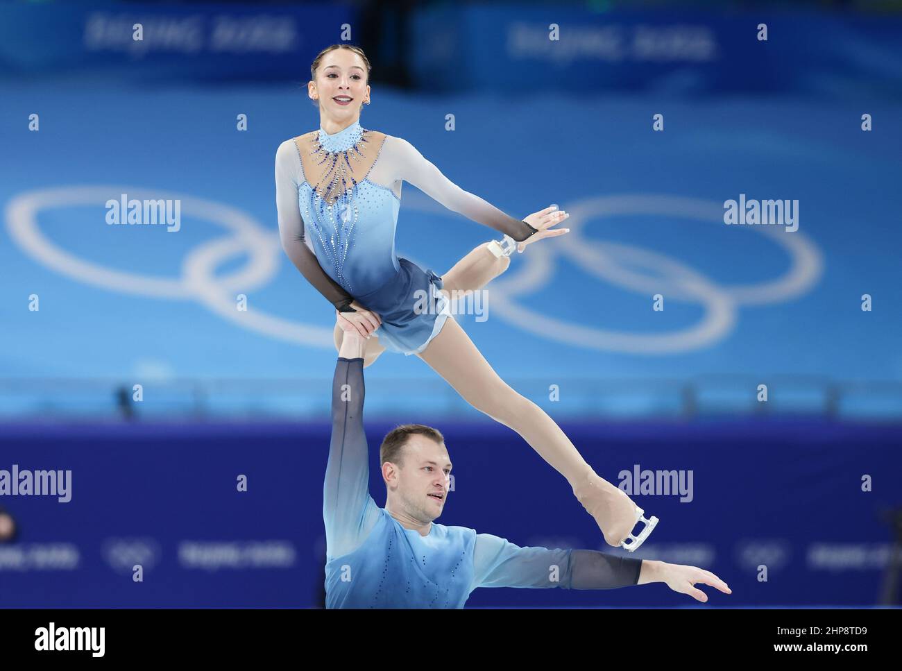 Beijing, China. 19th Feb, 2022. Hailey Kops (top)/Evgeni Krasnopolski ...