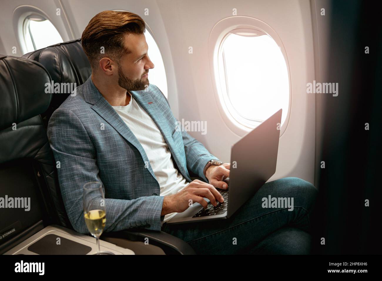 Airplane laptop hi-res stock photography and images - Alamy