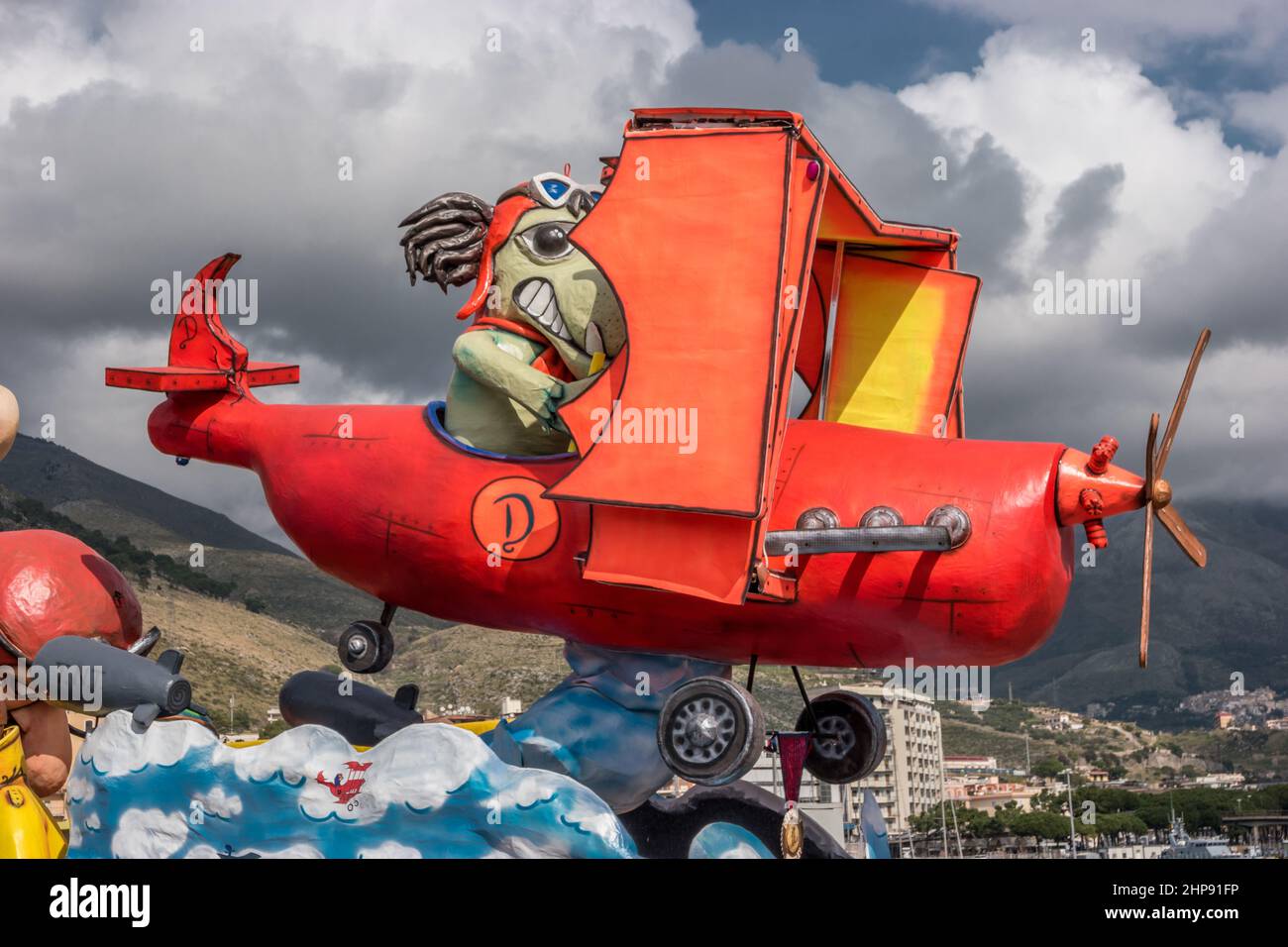 Muttley hi-res stock photography and images - Alamy