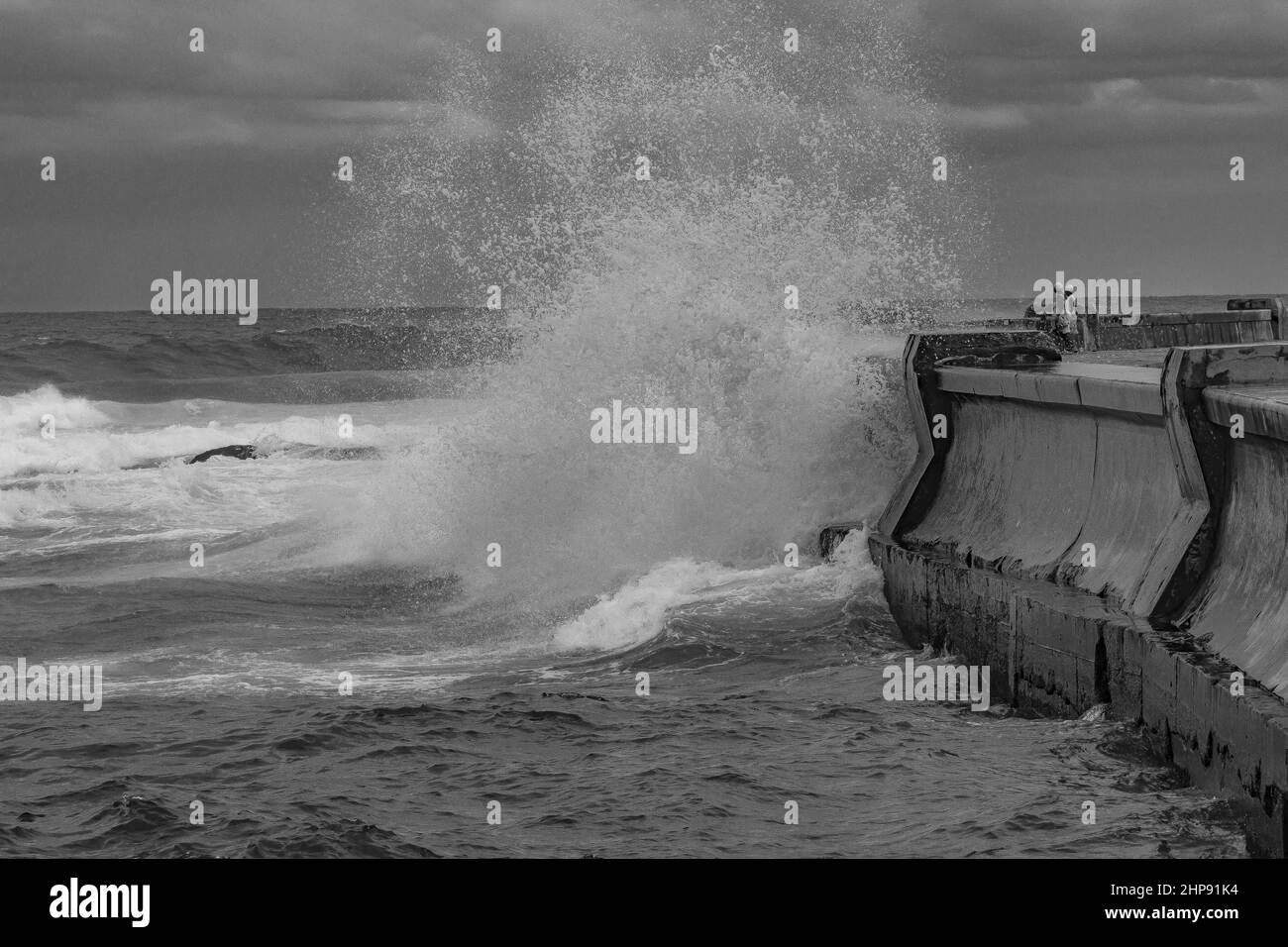 Grayscale of waves of the sea Stock Photo - Alamy