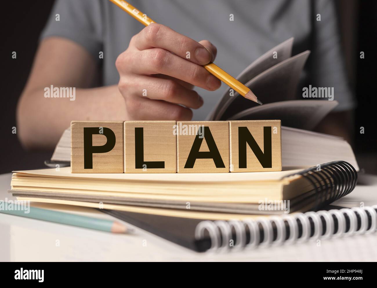 Plan word on wood cubes. Photo concept Stock Photo - Alamy