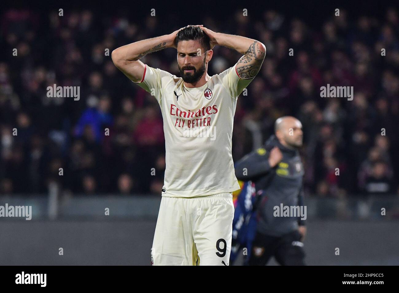Oliver giroud dejection hi-res stock photography and images - Alamy Oliver giroud dejection hi-res stock photography and images - Alamy