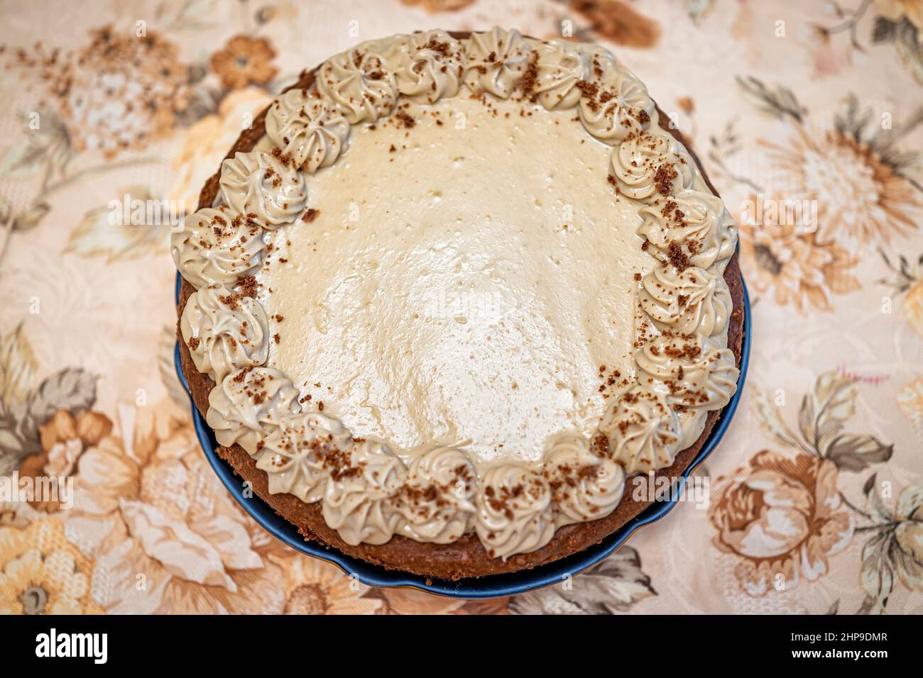 Dulce de leche pie hi-res stock photography and images - Alamy