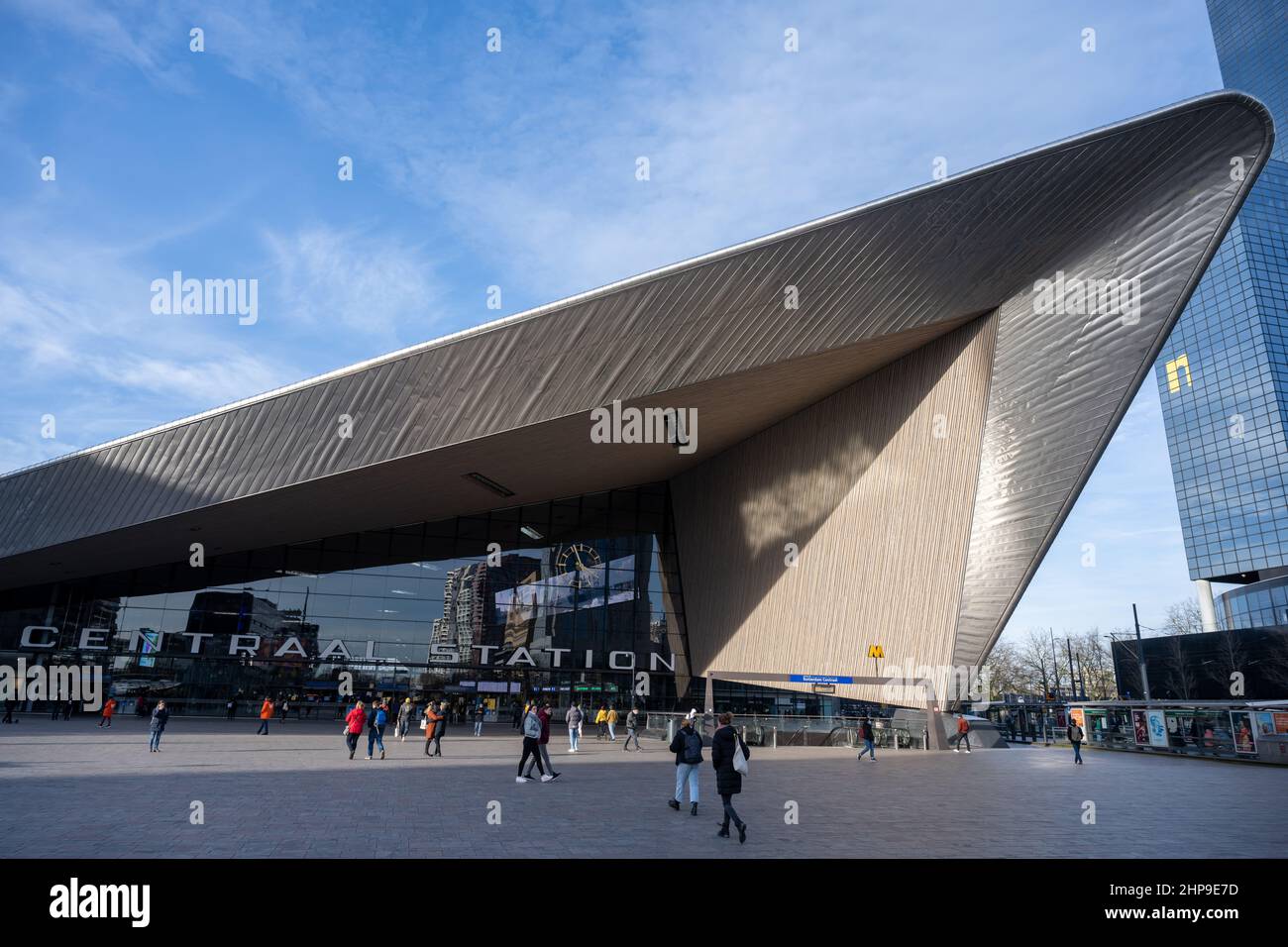 Rotterdams modern architecture hi-res stock photography and images - Alamy