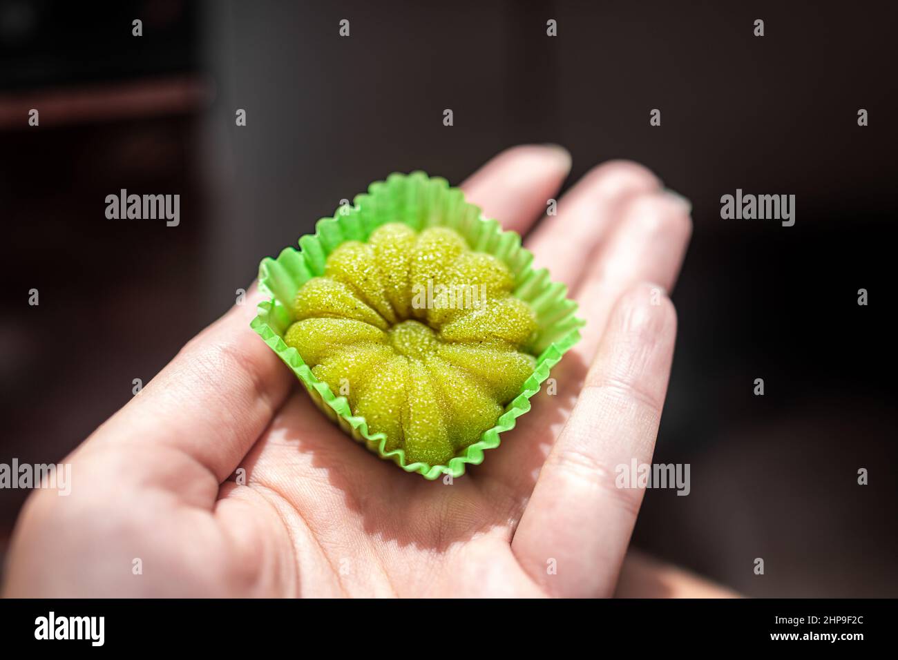 Rice paper cake hi-res stock photography and images - Alamy
