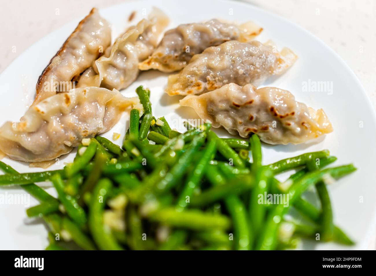 Steamed korean dumplings hi-res stock photography and images - Alamy