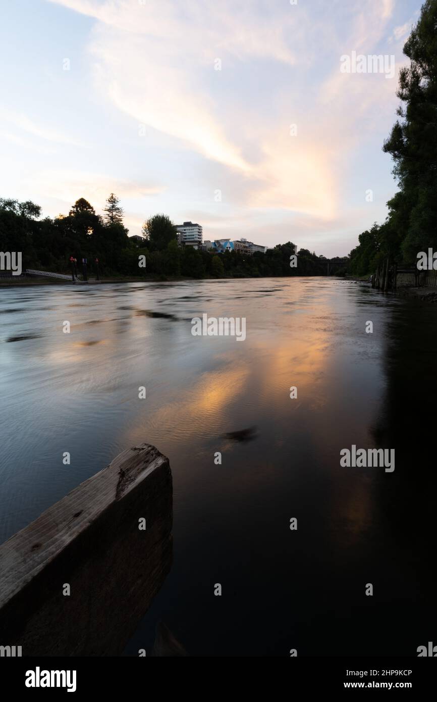 Hamilton new zealand sunset hi-res stock photography and images - Alamy