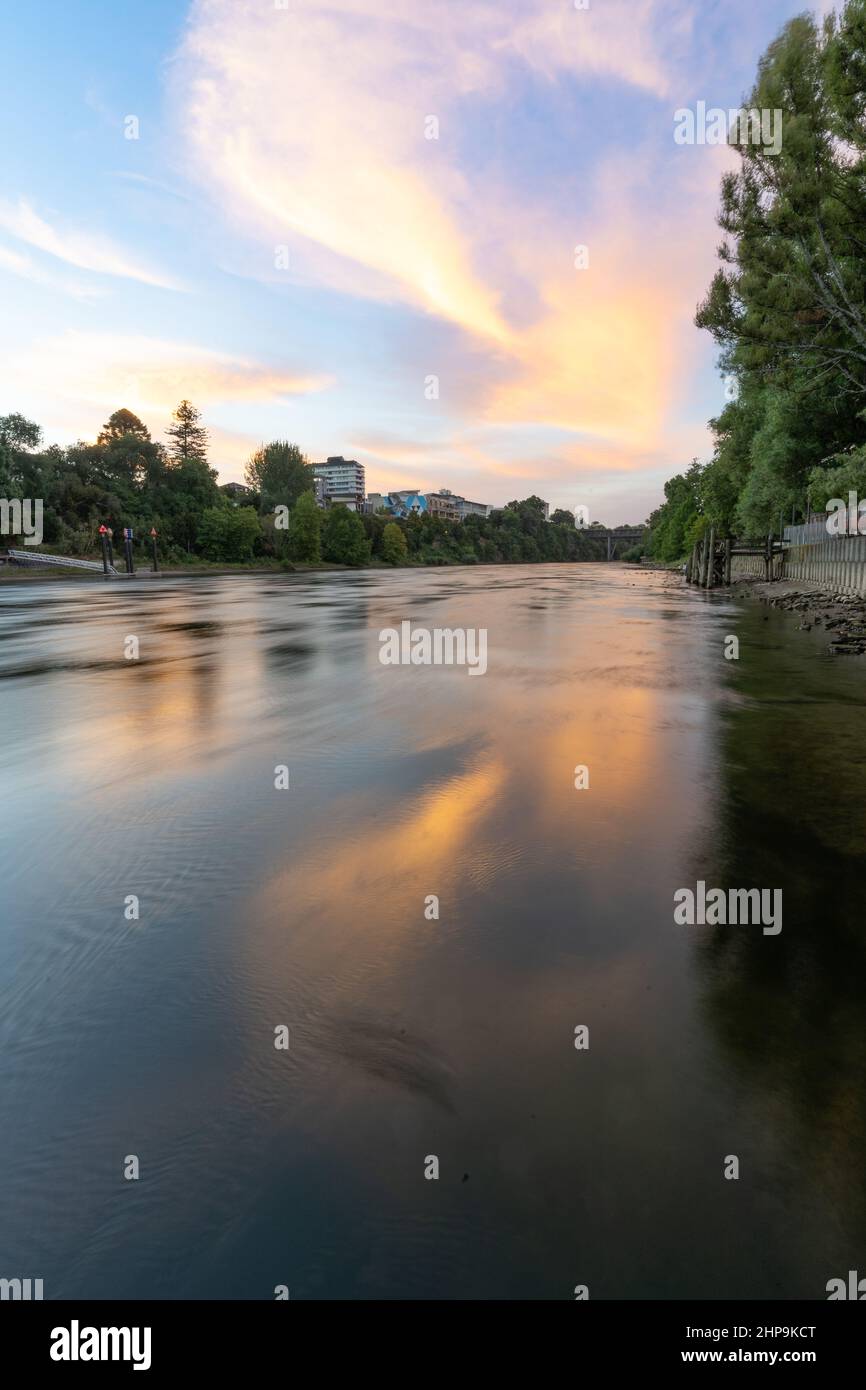Hamilton new zealand sunset hi-res stock photography and images - Alamy