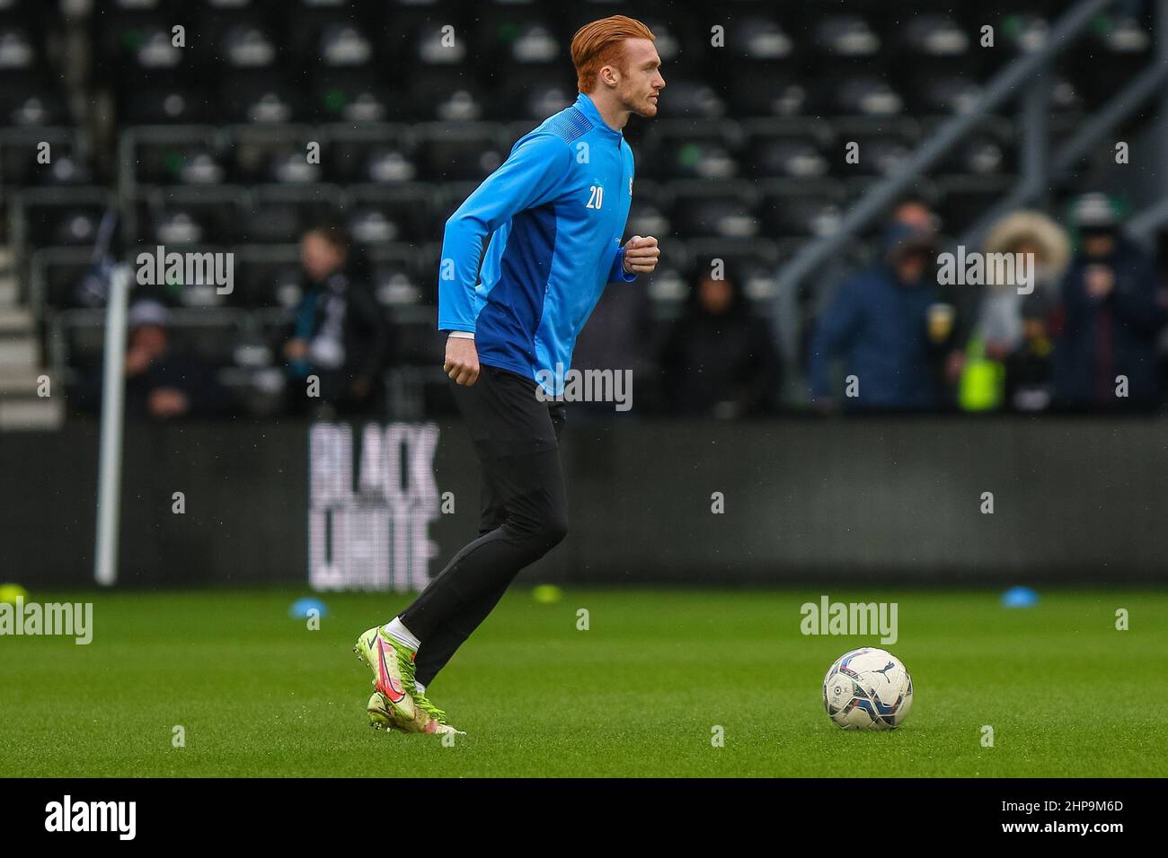 Football callum morton hi-res stock photography and images - Alamy