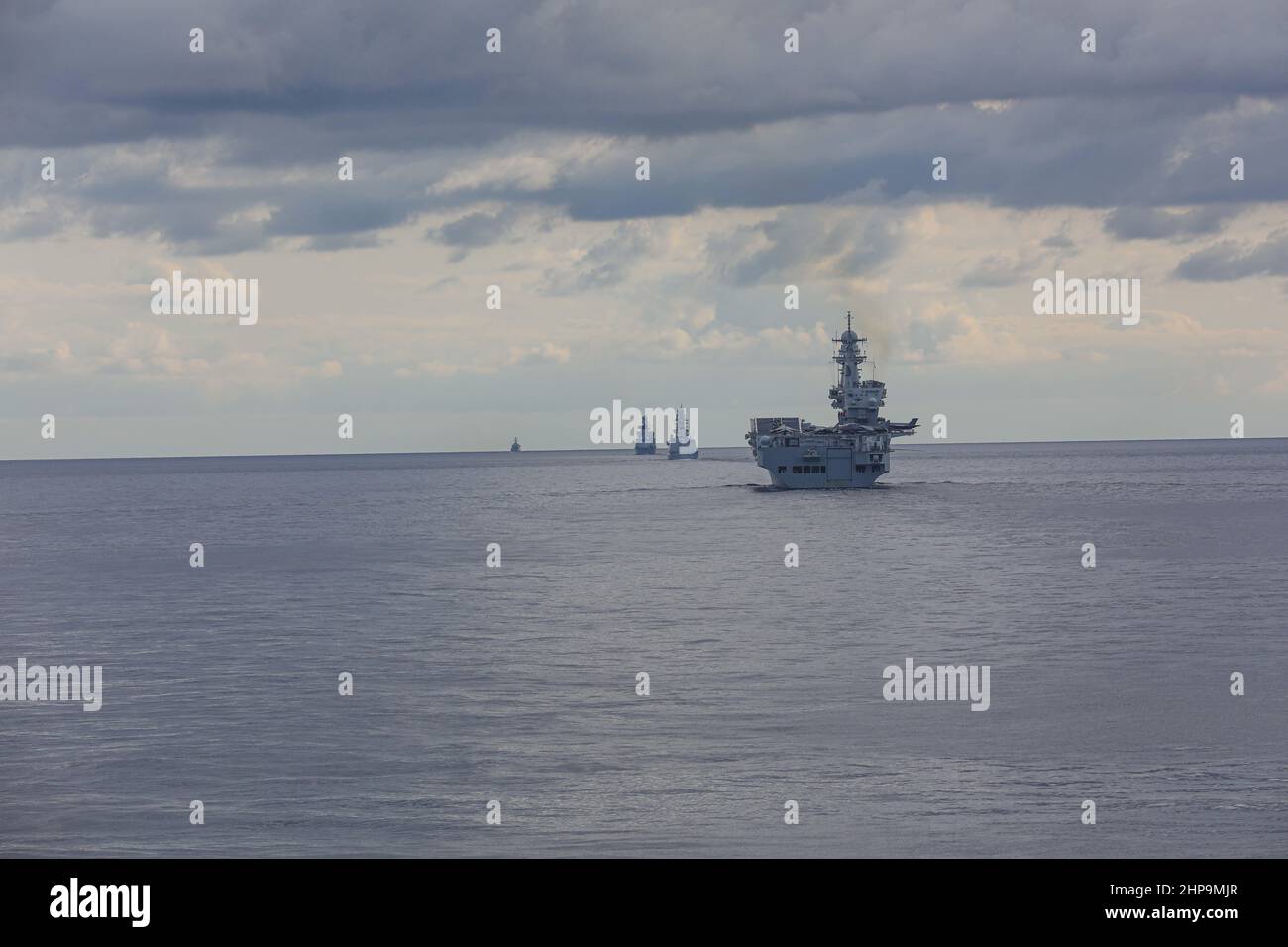 220212-N-ED646-0024 GULF OF TARANTO (Feb. 12, 2022) Italian Navy ...