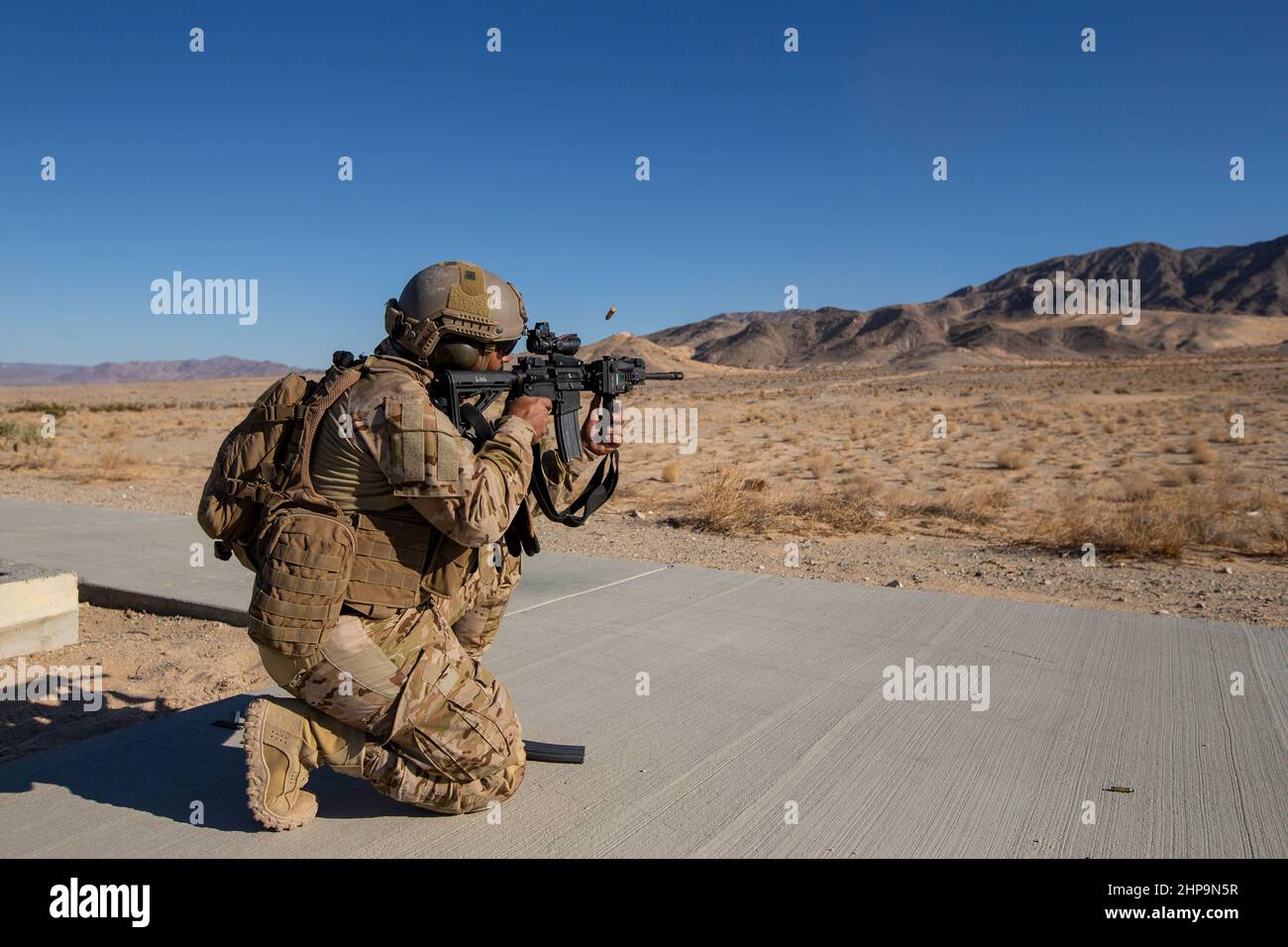 Rifle range arab hi-res stock photography and images - Alamy