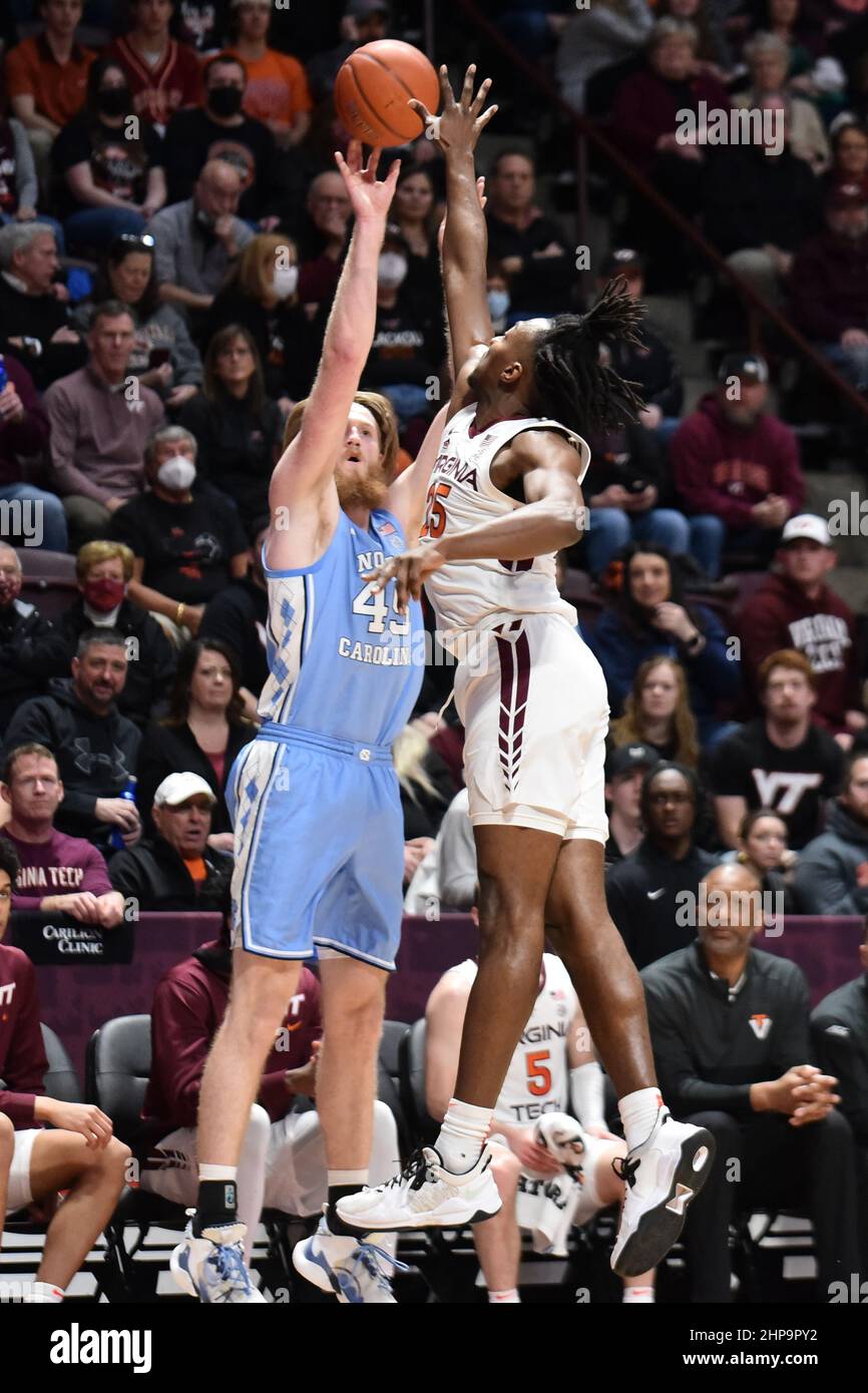 Blacksburg, Virginia, USA. 9th Nov, 2021. North Carolina Tar Heels ...