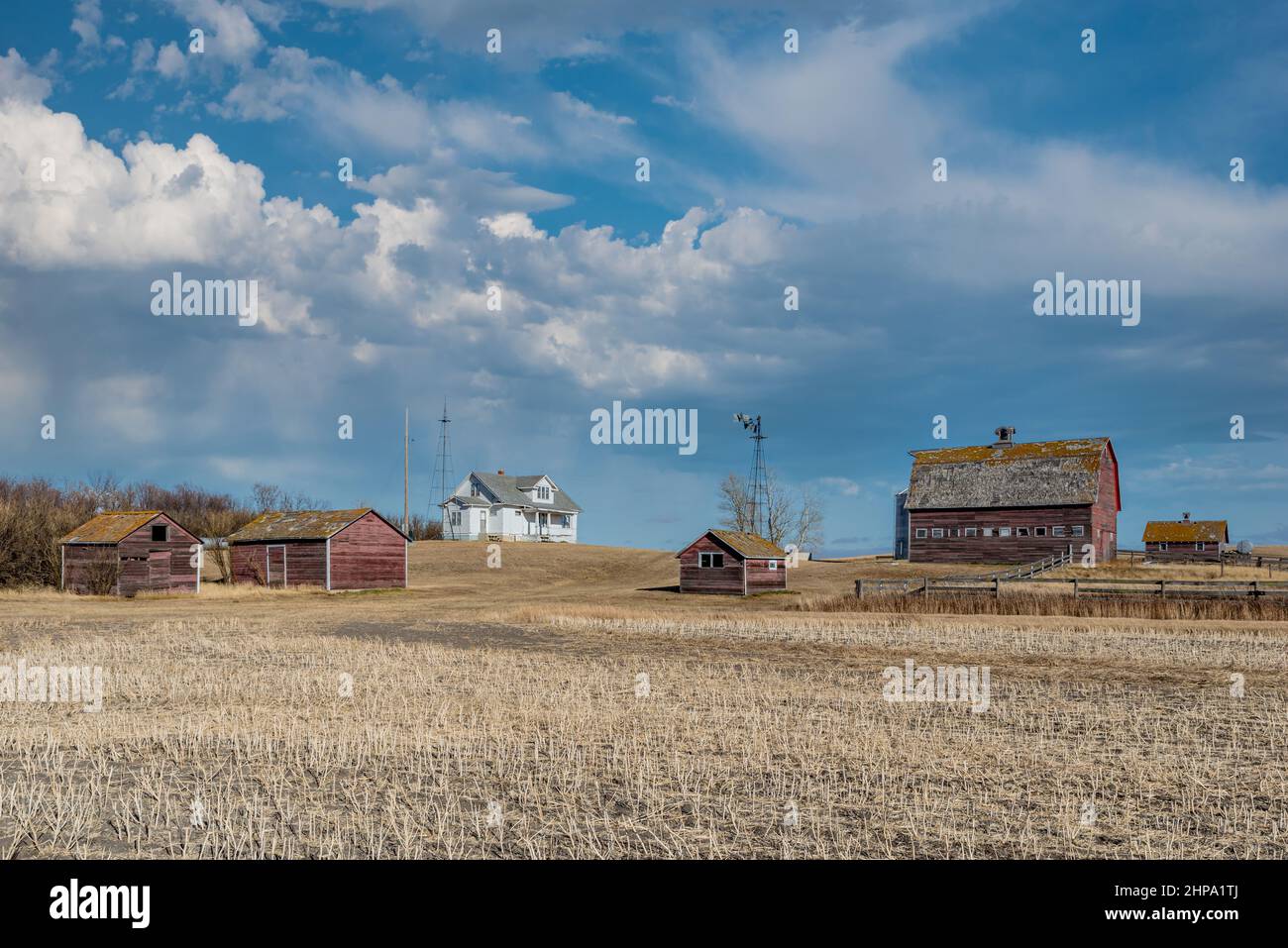 Abandoned buildings on the prairies in Saskatchewan, Canada Stock Photo ...