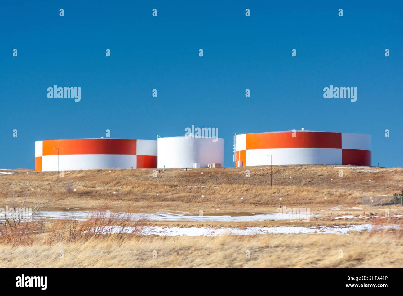 Painted tank red hi-res stock photography and images - Alamy