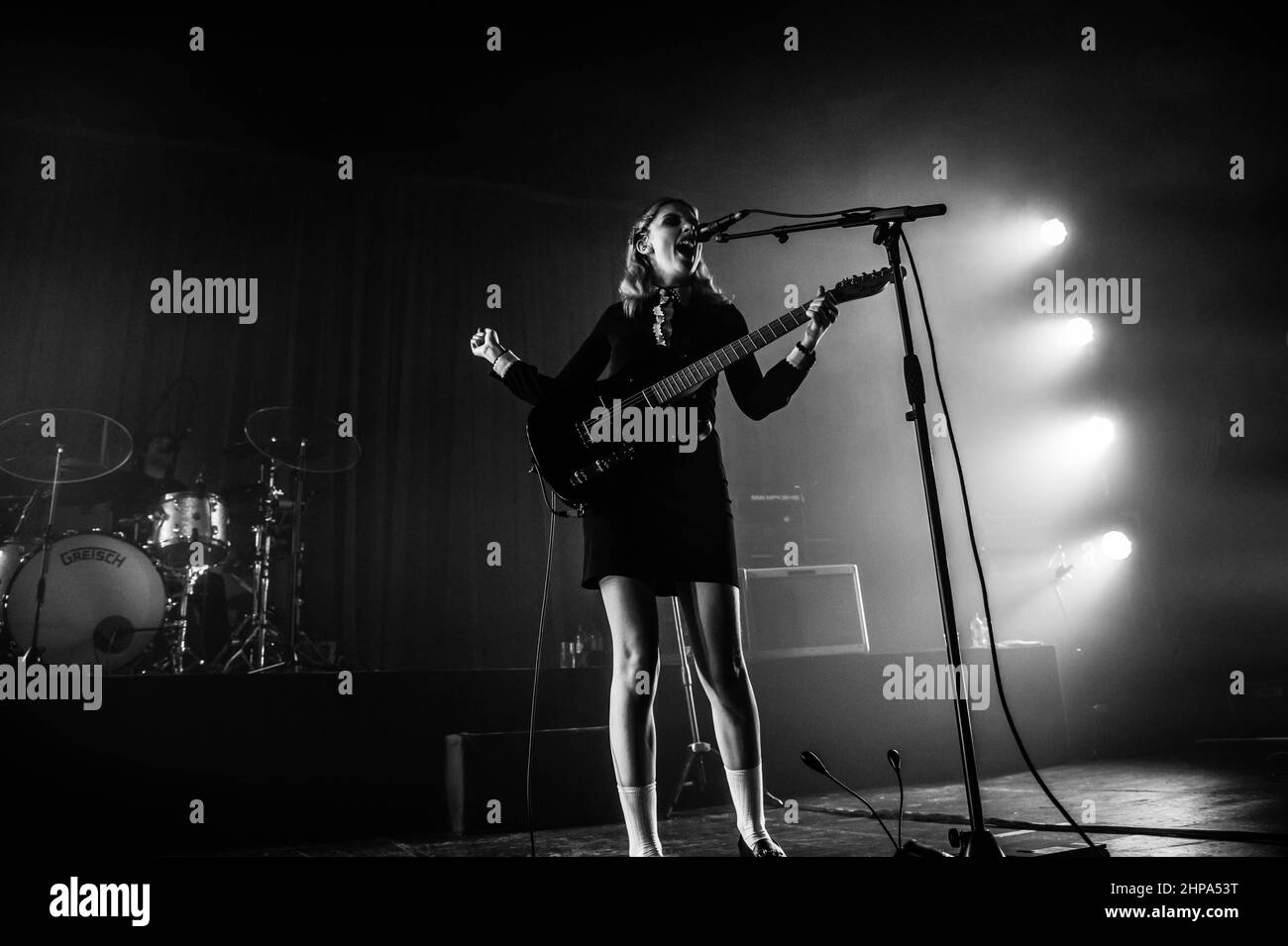 Wolf alice rock band Black and White Stock Photos & Images - Alamy