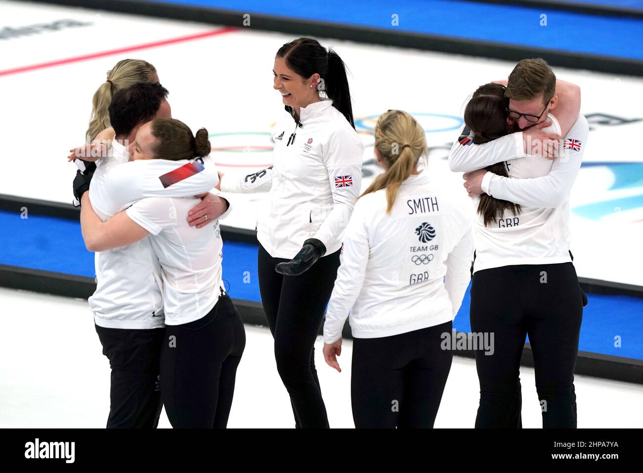 Great Britain coach David Murdoch, Eve Muirhead, Vicky Wright, Jennifer ...