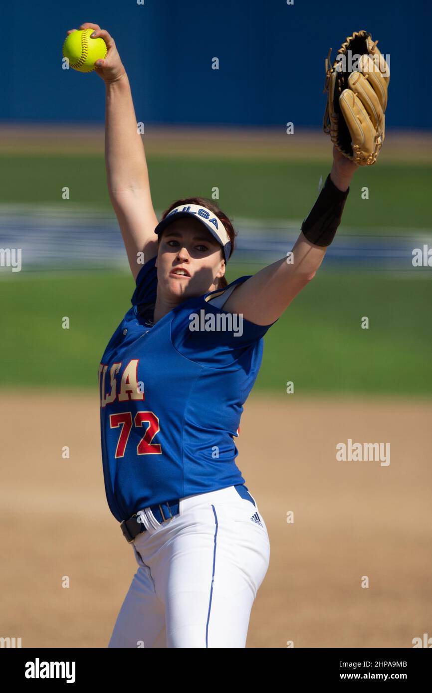 Tulsa Hurricanes pitcher Samantha Pochop (72) gets the start against ...