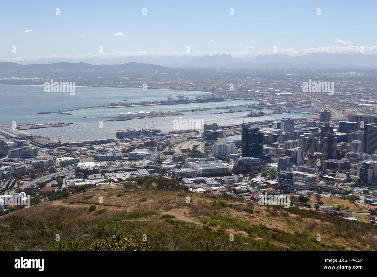 Overview of the Cape Town harbour Stock Photo - Alamy