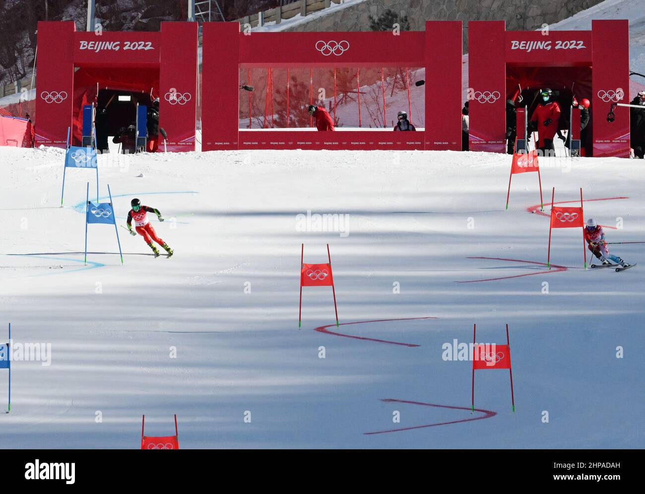Beijing, China. 20th Feb, 2022. Ni Yueming (L) of China and Wendy ...