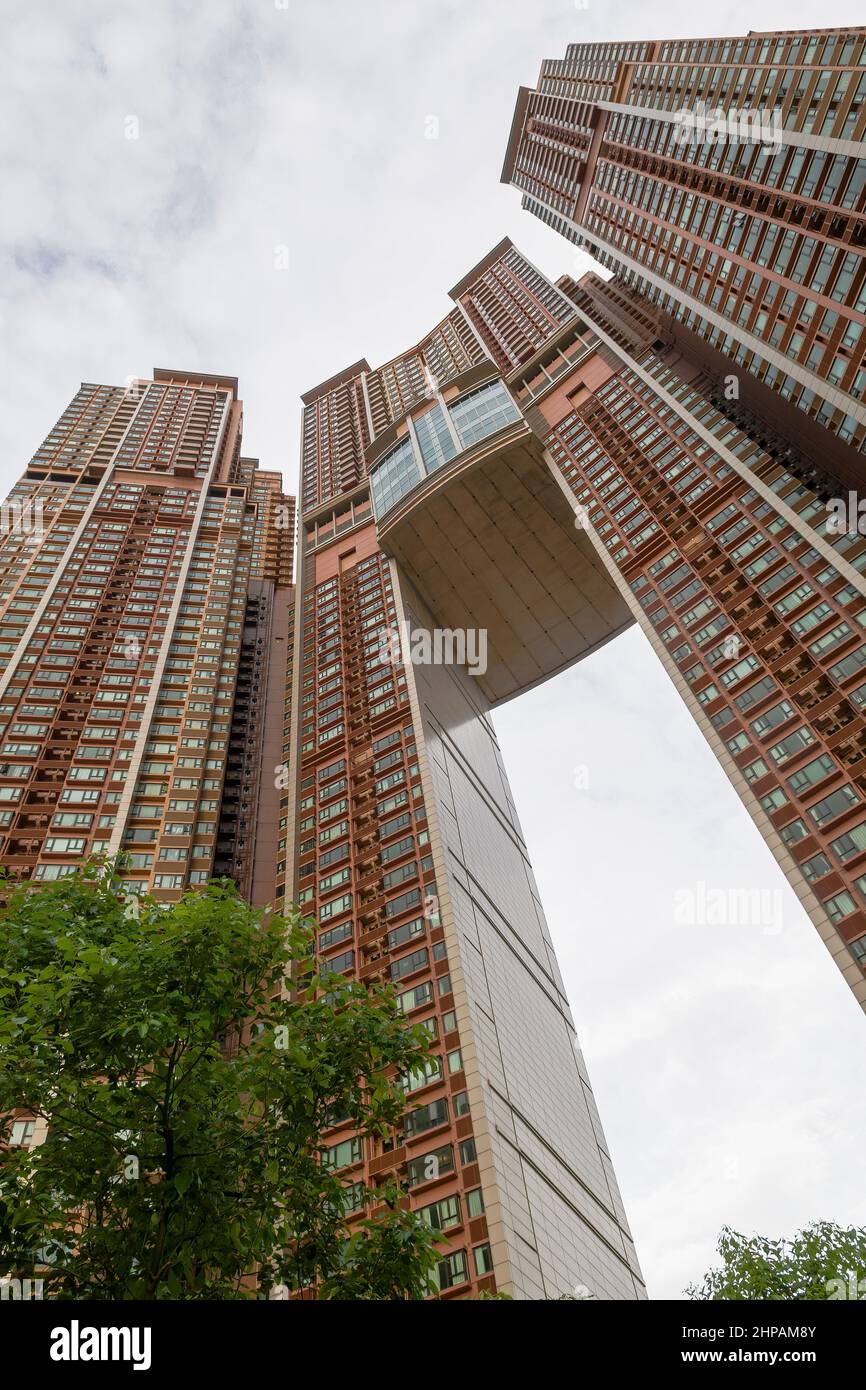 The Arch, Union Square, West Kowloon, Hong Kong, 2008 Stock Photo - Alamy