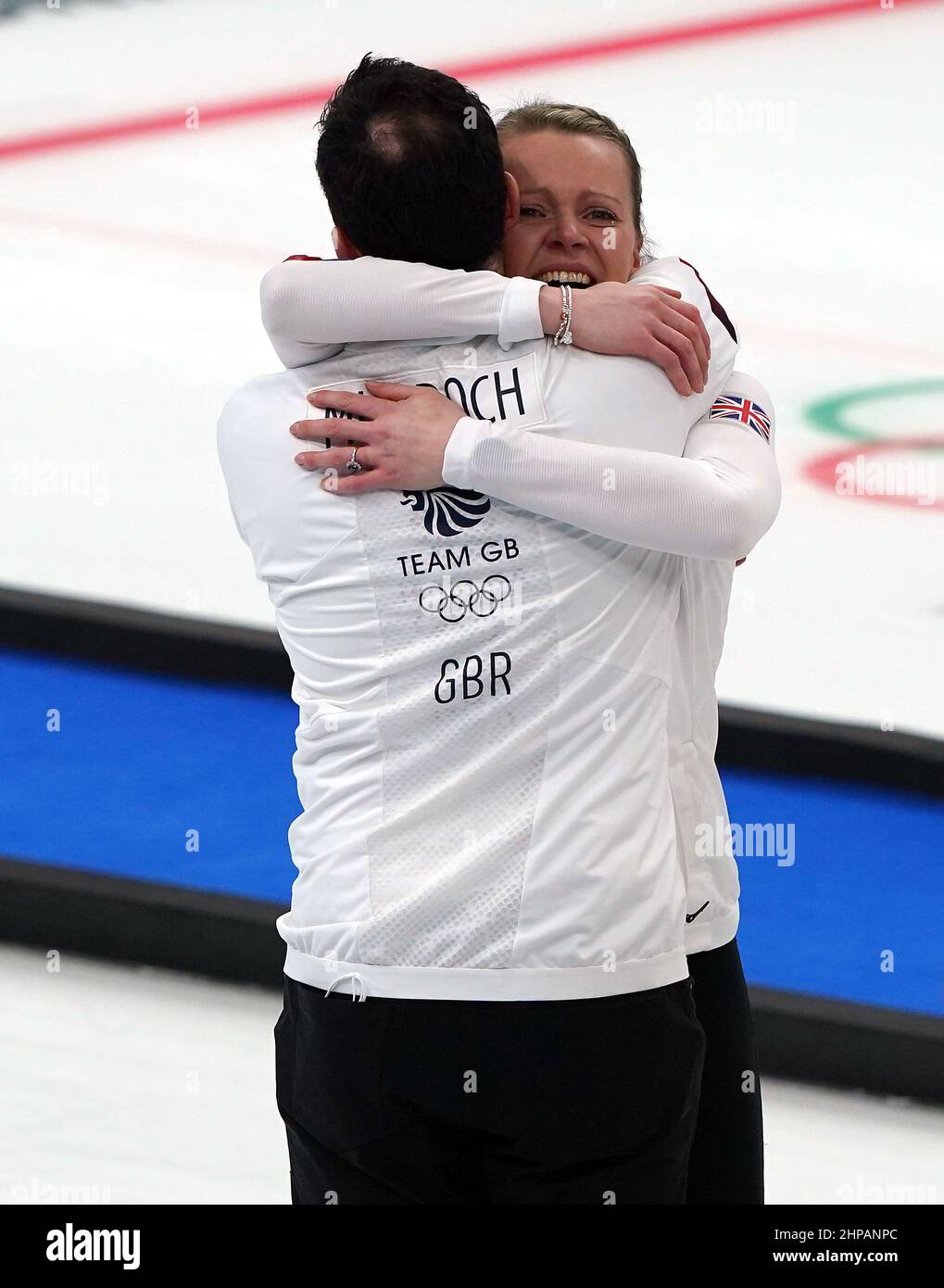 Great Britain coach David Murdoch (left) and Vicky Wright celebrate ...