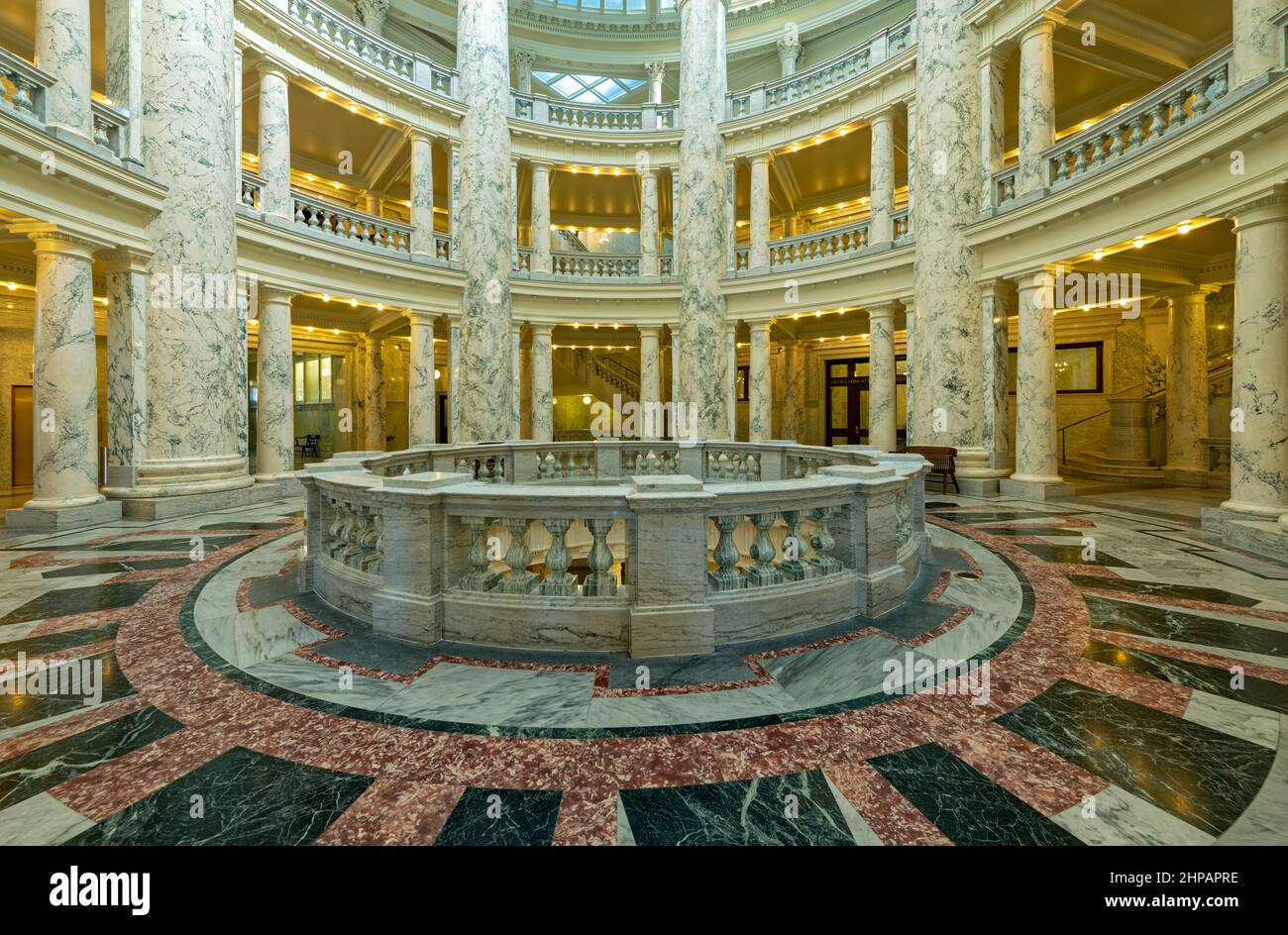 The us capitol rotunda circle hi-res stock photography and images - Alamy
