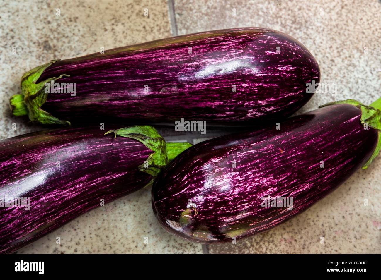 Aubergine shape hi-res stock photography and images - Alamy